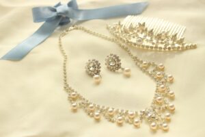 ティアラはどこに売ってる？どこで買う？販売店を紹介